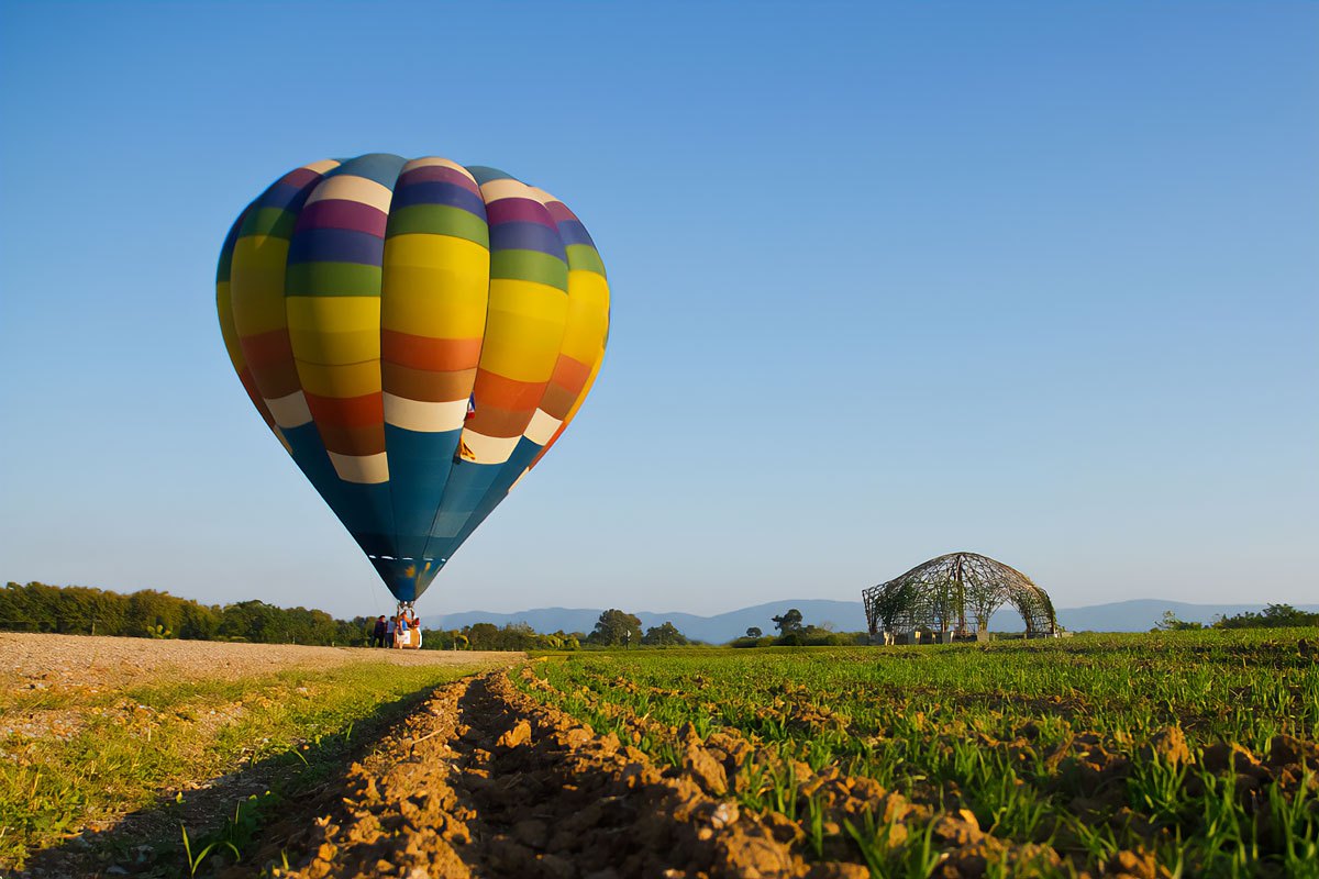 When is the best time to plan a scenic balloon flight?