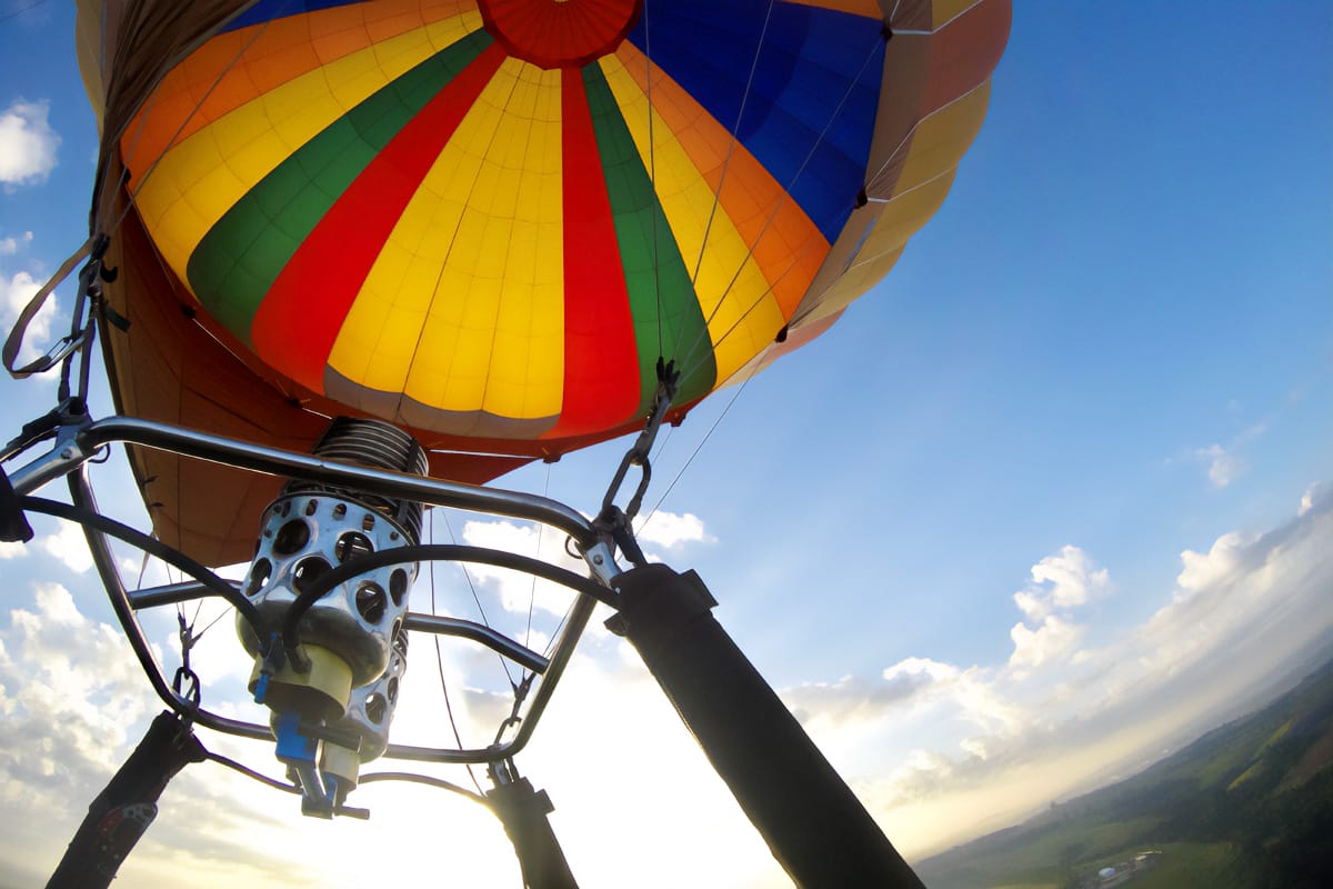 What are the most common myths about balloon flights?